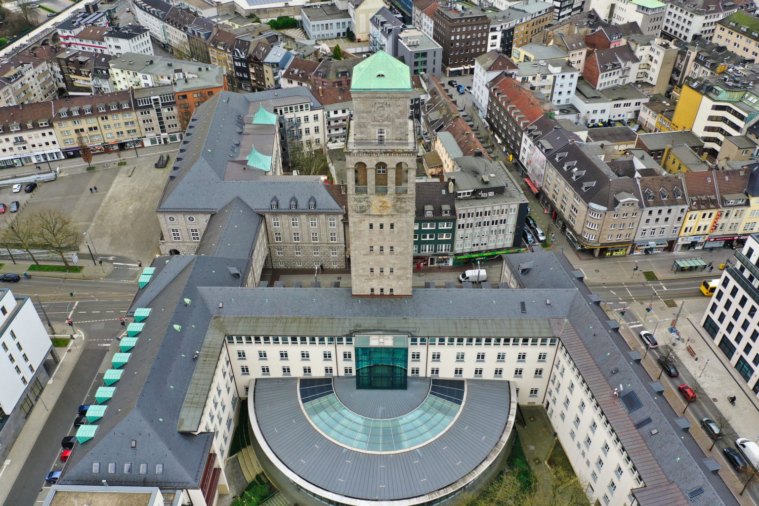 Mülheim an der Ruhr: Rathaus II | Dronestagram