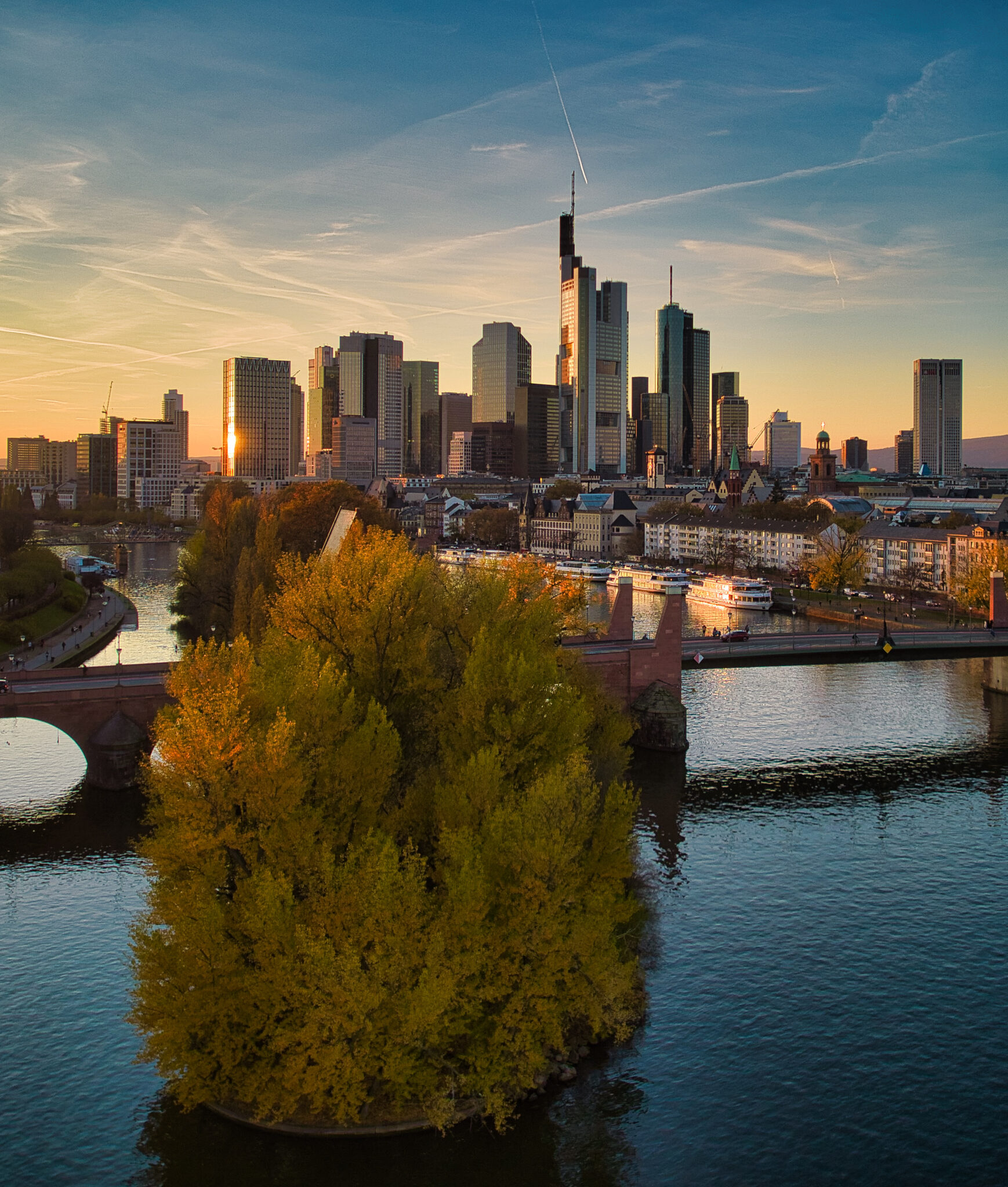 Frankfurt: Mainhattan II | Dronestagram