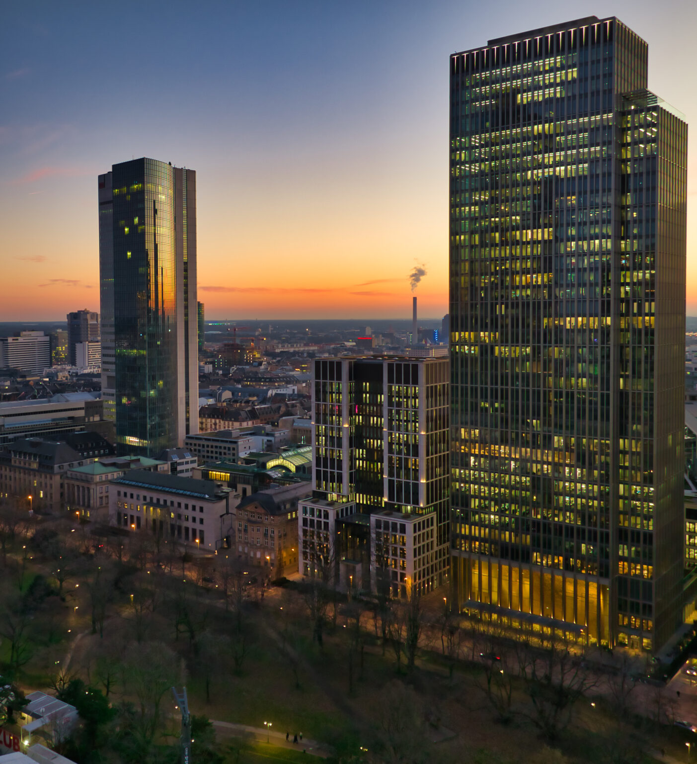 Frankfurt: Marienturm | Dronestagram